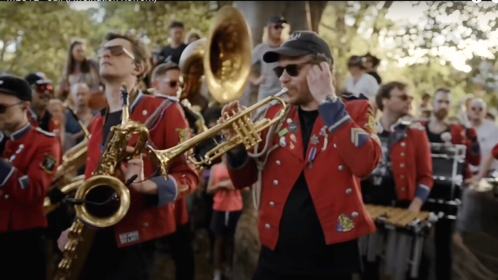 Wenn elektronische Musik analog gespielt wird